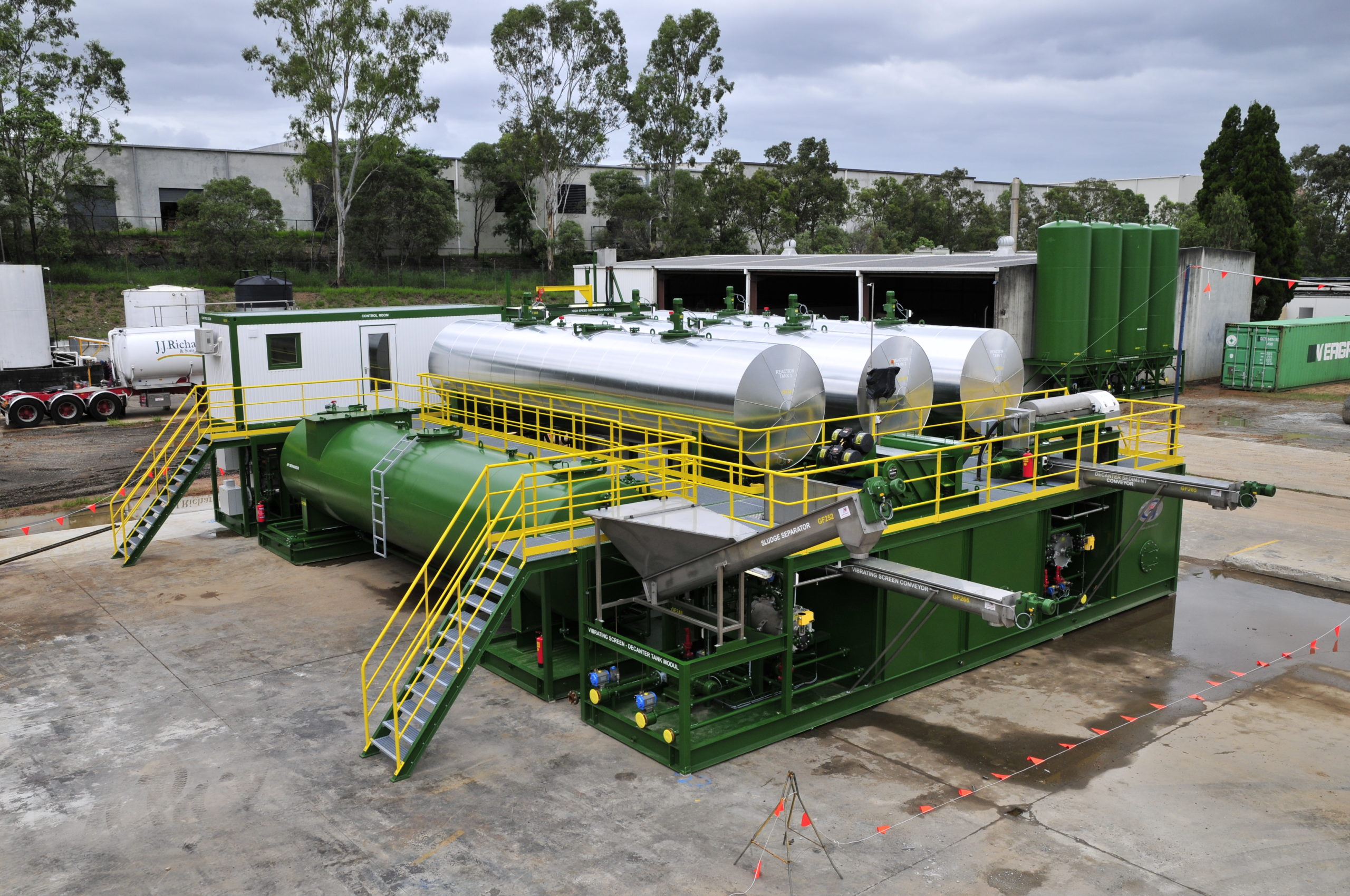 Operating principle - G-force Slop Oil Engineers